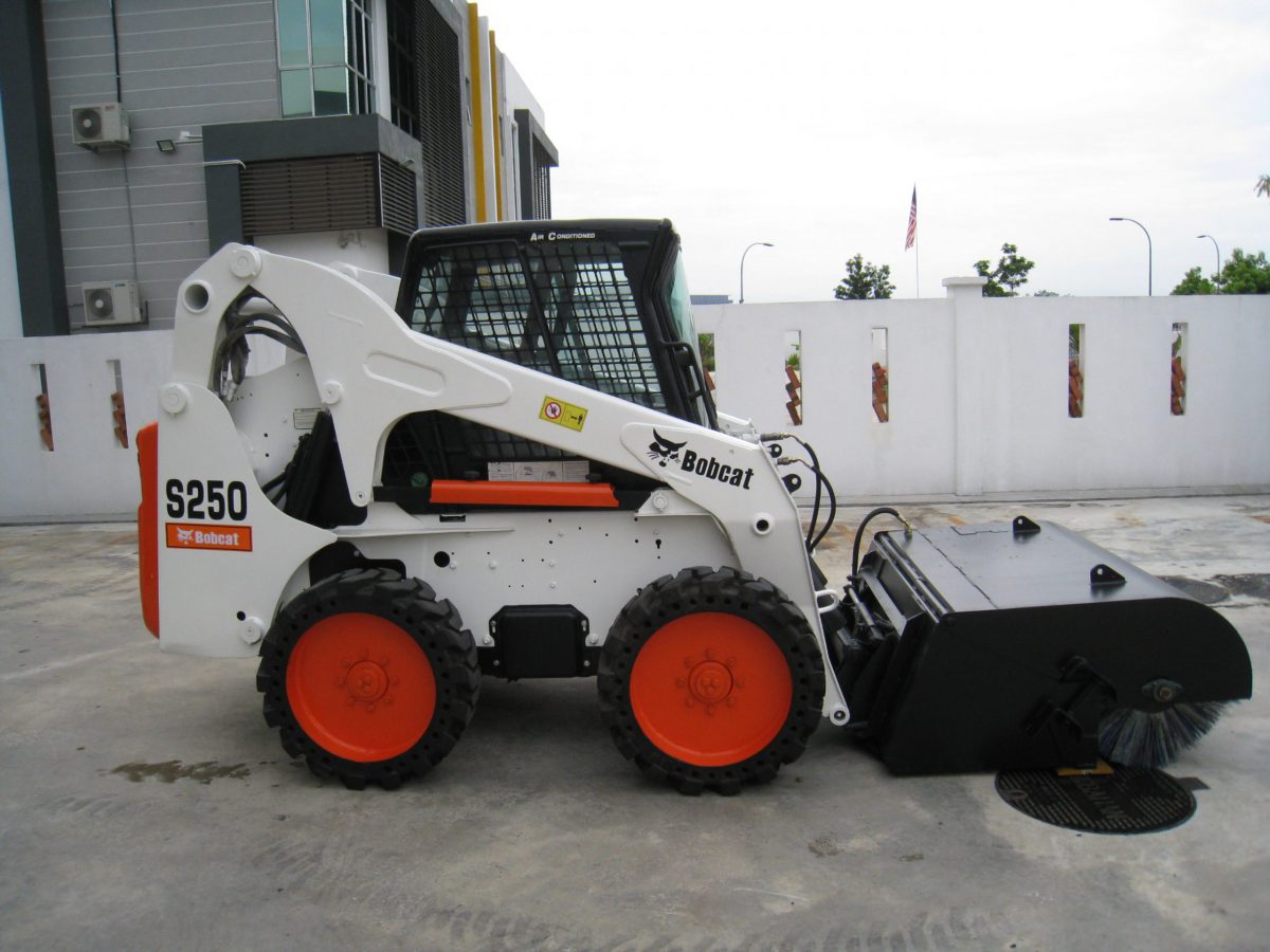 Bobcat S250 (Sold out) – Loong Fatt