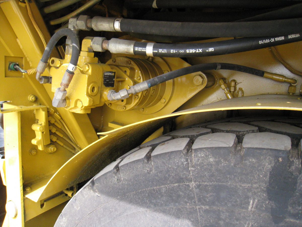 Caterpillar AP 600D (Sold out) – Loong Fatt