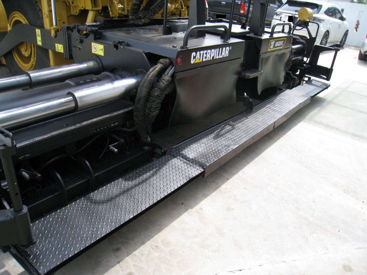 Caterpillar AP 600D (Sold out) – Loong Fatt