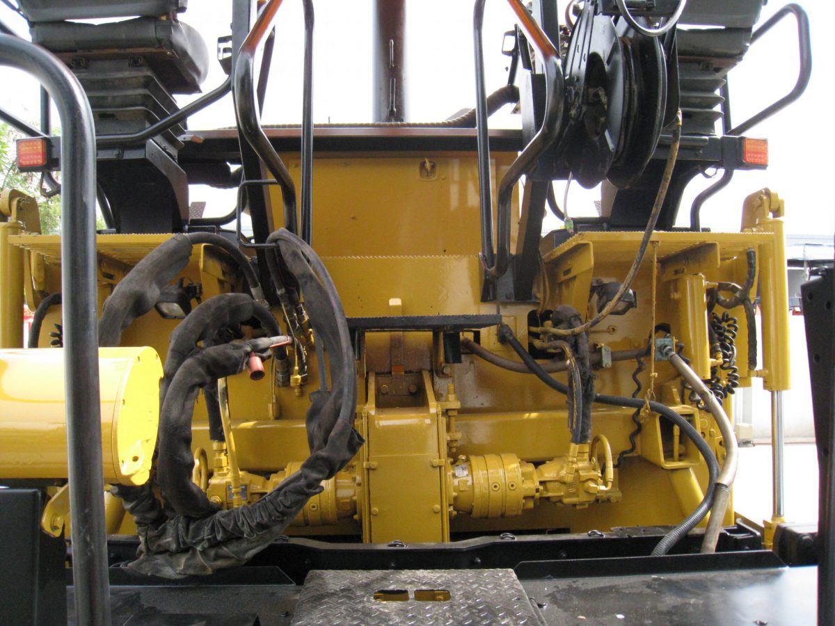 Caterpillar AP 600D (Sold out) – Loong Fatt