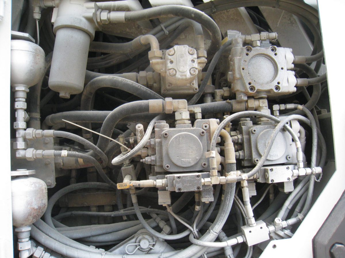 Wirtgen WR 2500 (Sold out) – Loong Fatt