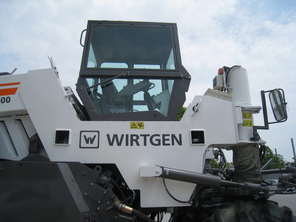 Wirtgen WR 2500 (Sold out) – Loong Fatt
